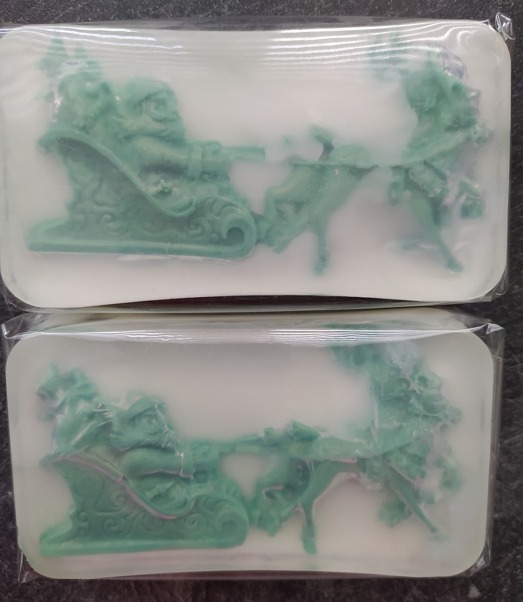 DIY Layered Santa Soap (melt and pour) – Adventures of a Cat Lady